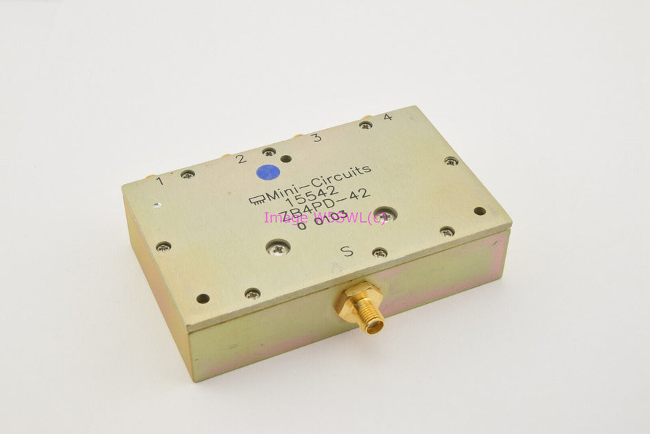 Mini-Circuits ZB4PD-42 1700-4200MHz 10W 4way DC Pass SMA Power Splitter ...